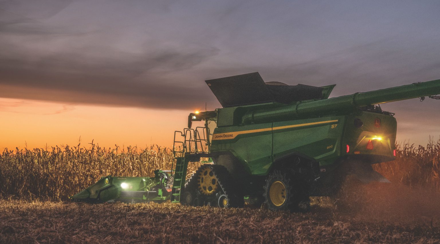 John Deere S7 Series Combine Specs