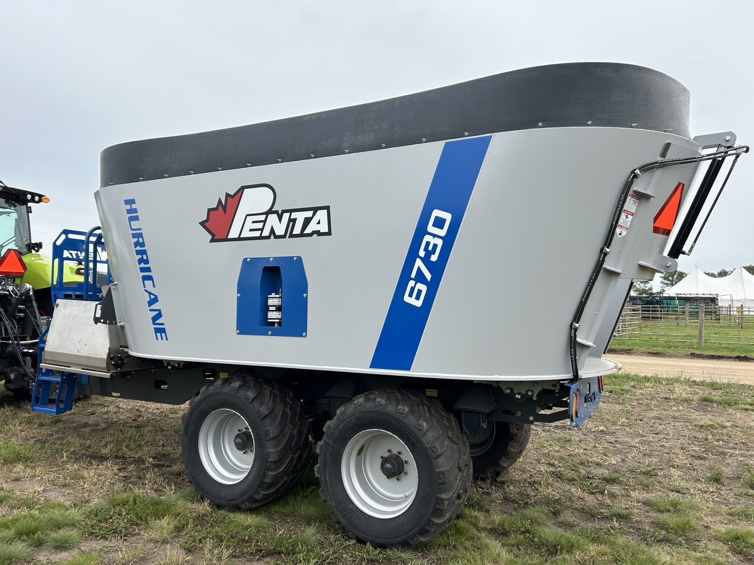 Penta 6730 TMR Mixer Specs & Photos | AgDealer.com