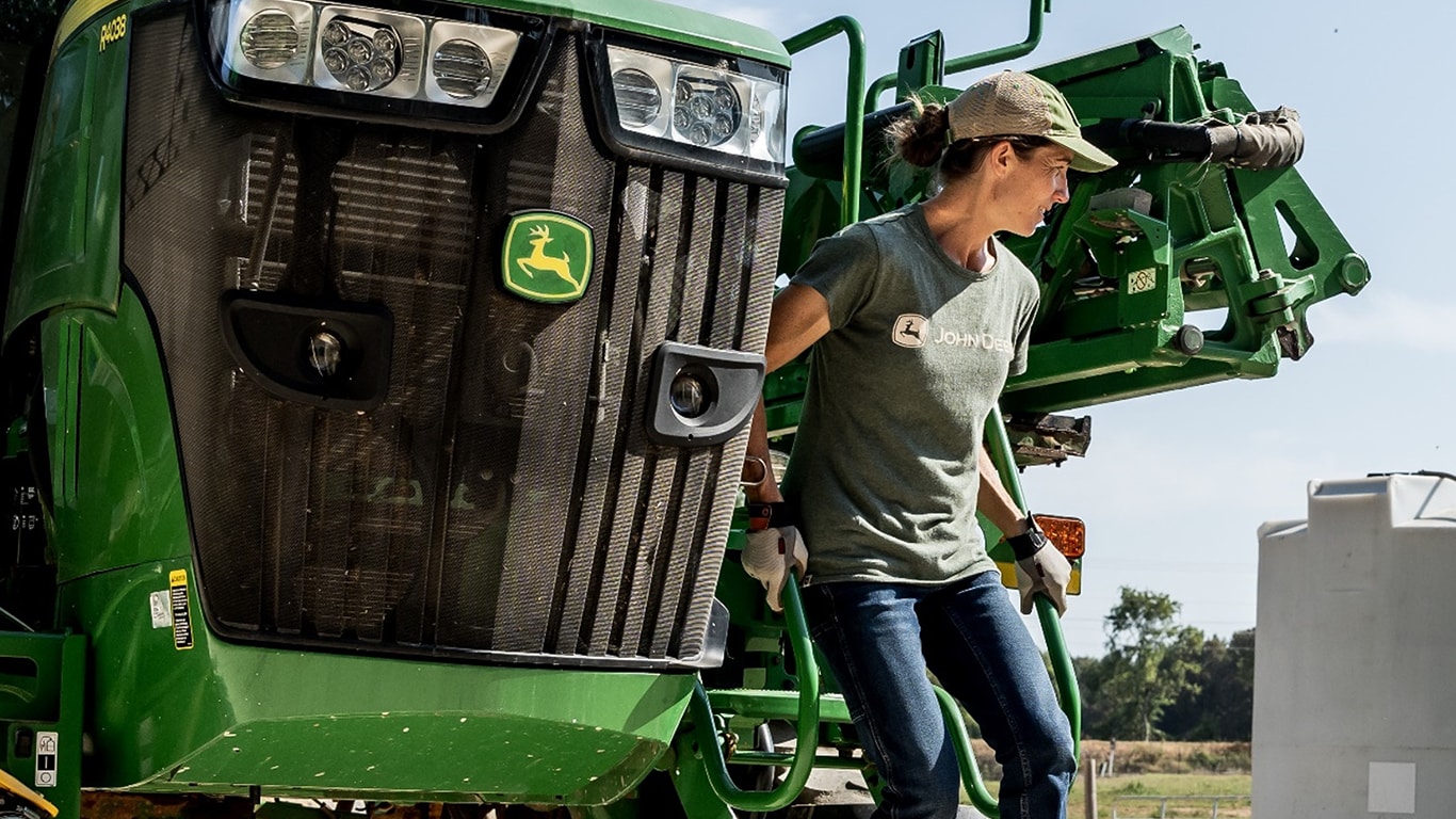 John Deere Announces Collaboration with Dovetail Workwear to Empower Women in Agriculture ...